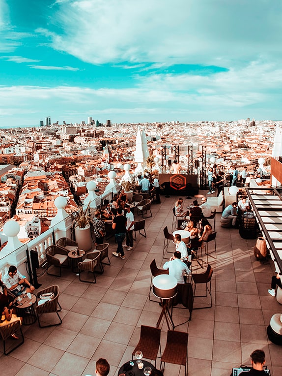 360° Rooftop Bar · La mejor terraza de Madrid en Riu Plaza España